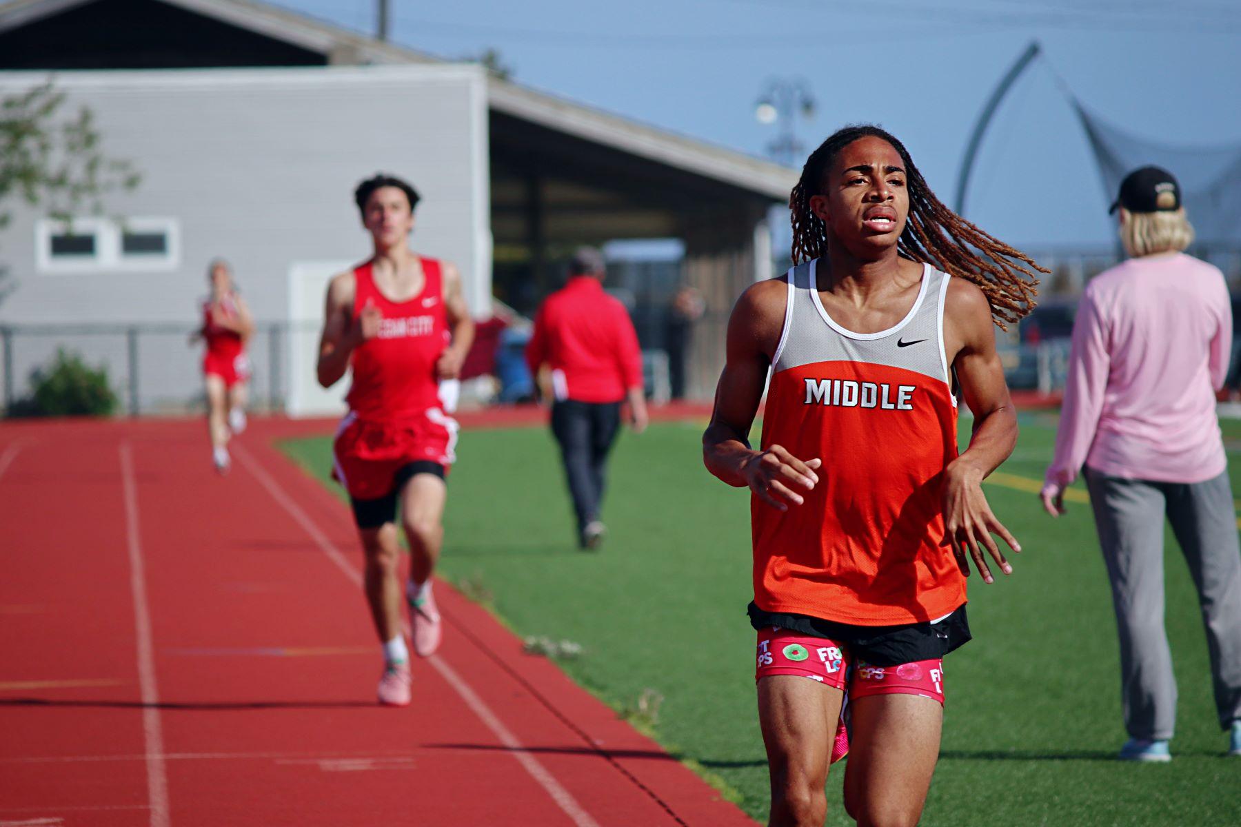 Sectional track: 11 from area qualify for states | Cape Atlantic Live