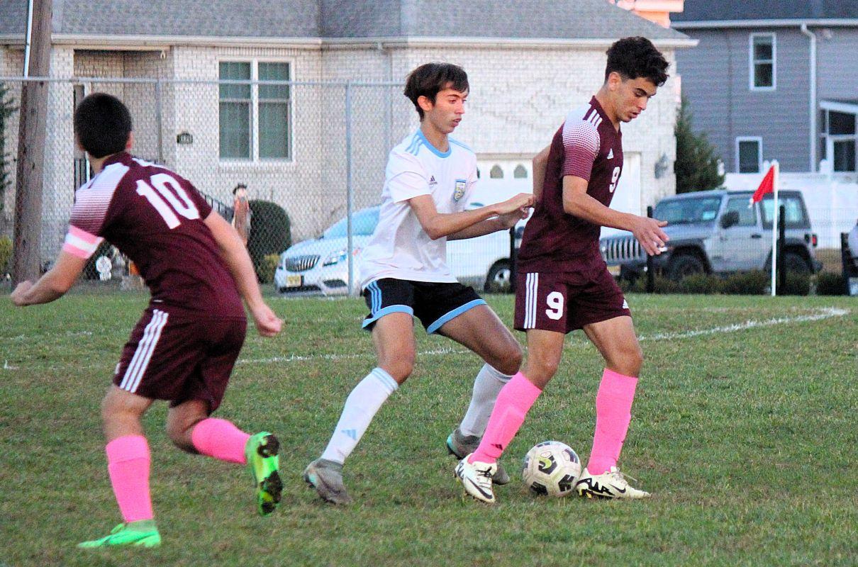 VIDEO: Burns PKs send Wildwood past Lower Cape May | Cape Atlantic Live
